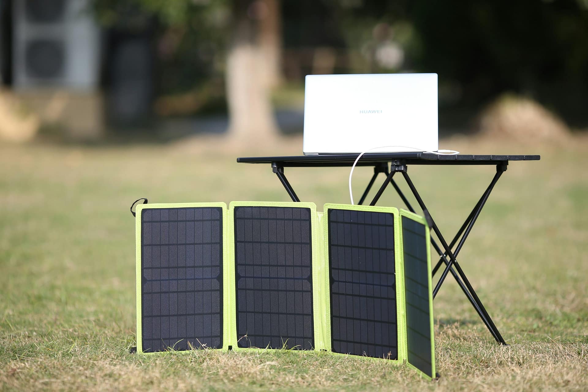 Solar-Powered Outdoor Tech: Top Sustainable Gadgets (2025)